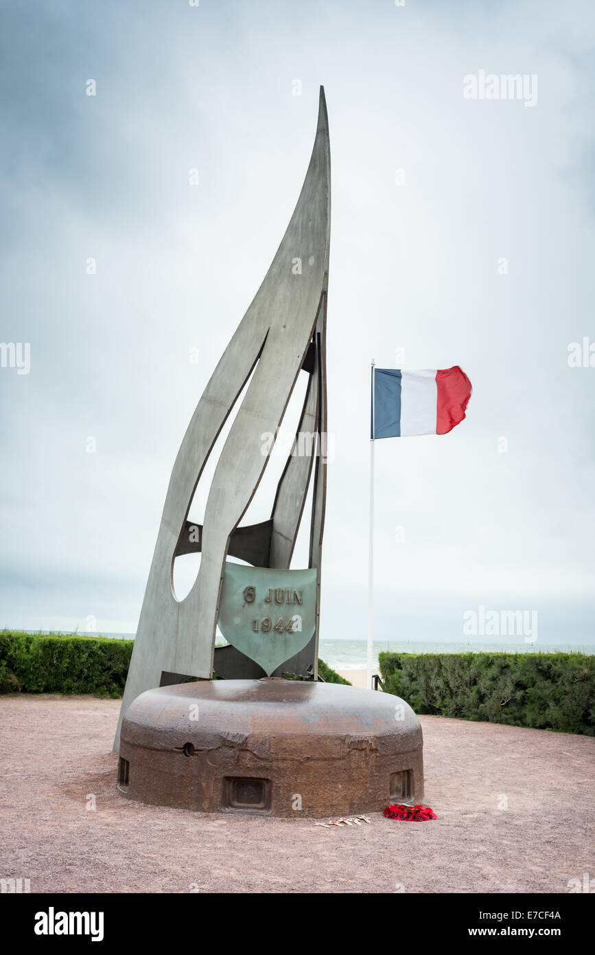 The Flame Monument at Sword beach, Ouistreham, Normandy, France Stock ...