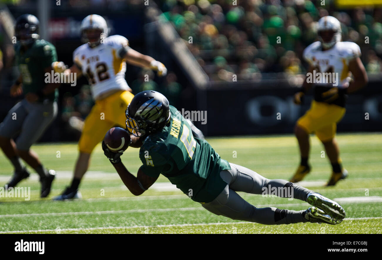 Sept. 13, 2014 - CHARLES NELSON (6) completes a pass. The University of ...