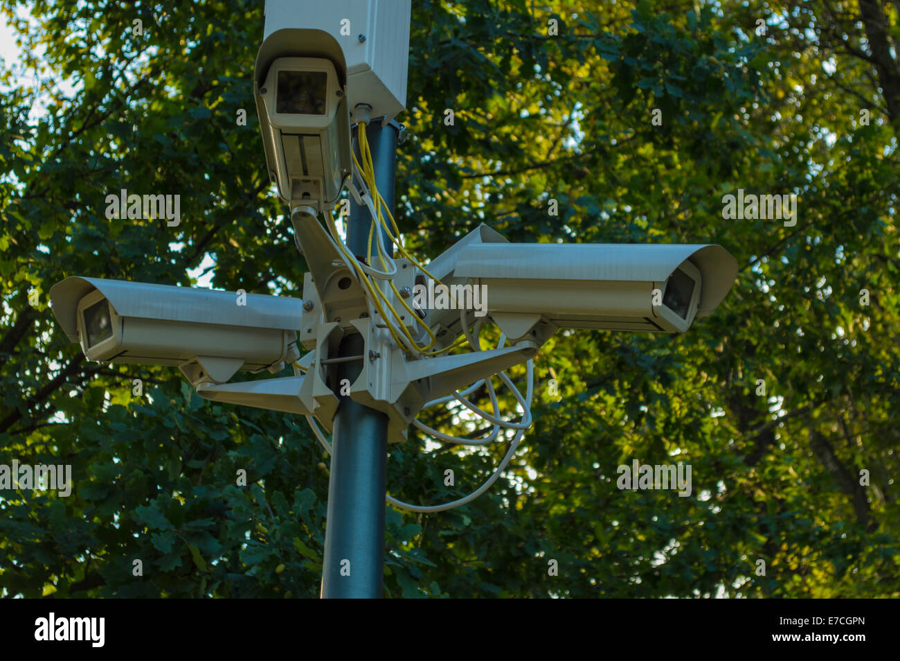 Mast camera hi-res stock photography and images - Alamy