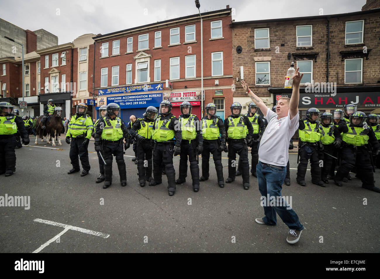 Rotherham Edl March High Resolution Stock Photography and Images - Alamy