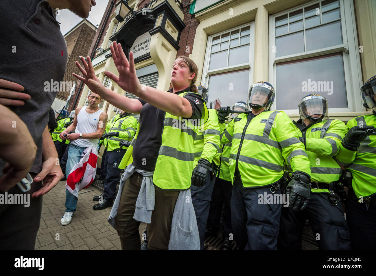 Rotherham Edl March High Resolution Stock Photography and Images - Alamy