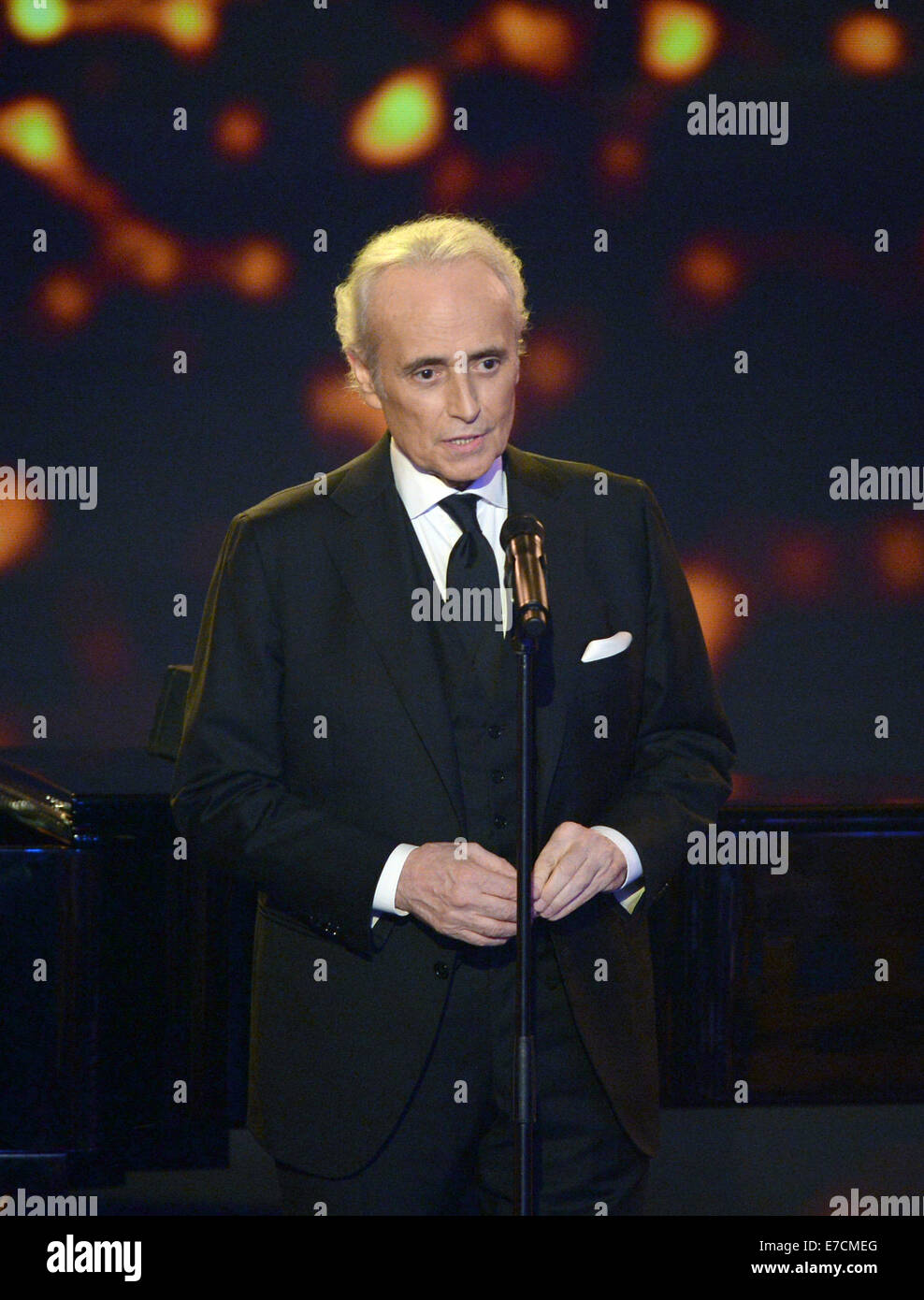 Freiburg, Germany. 1st Sep, 2014. () - Spanish tenor singer Jose ...