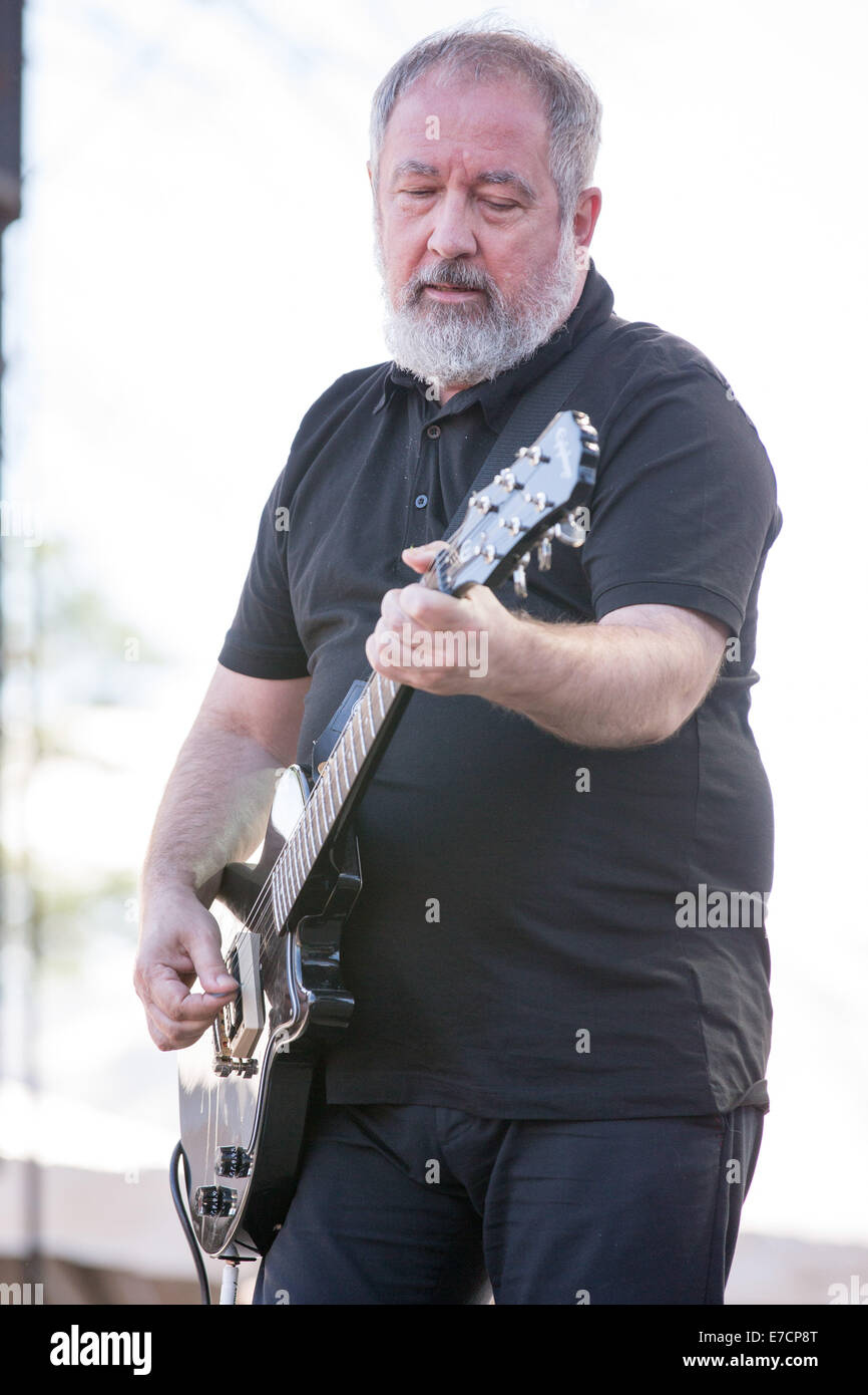 Chicago, Illinois, USA. 13th Sep, 2014. PETE SHELLEY of the band The ...