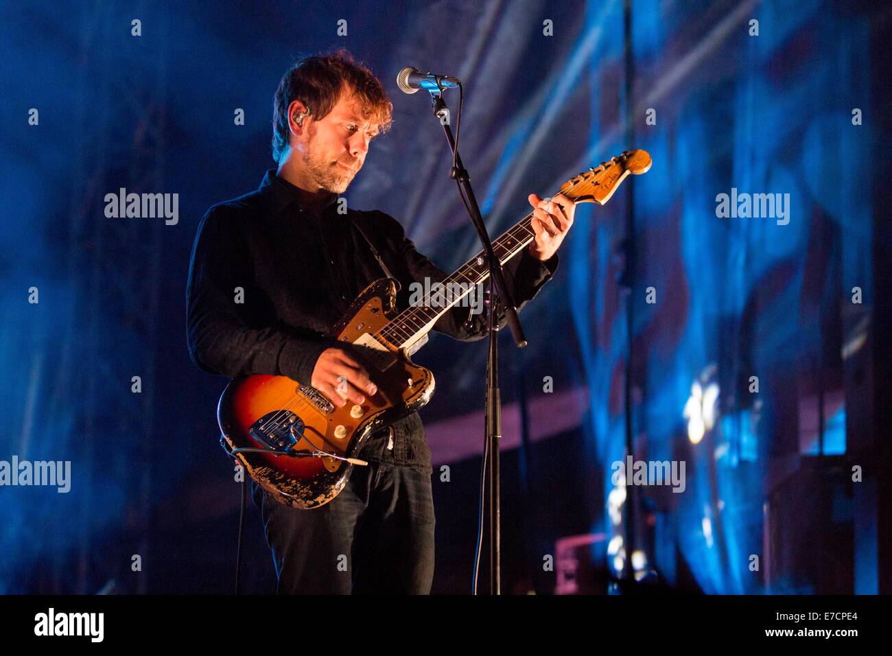 Aaron dessner of the national hi-res stock photography and images - Alamy
