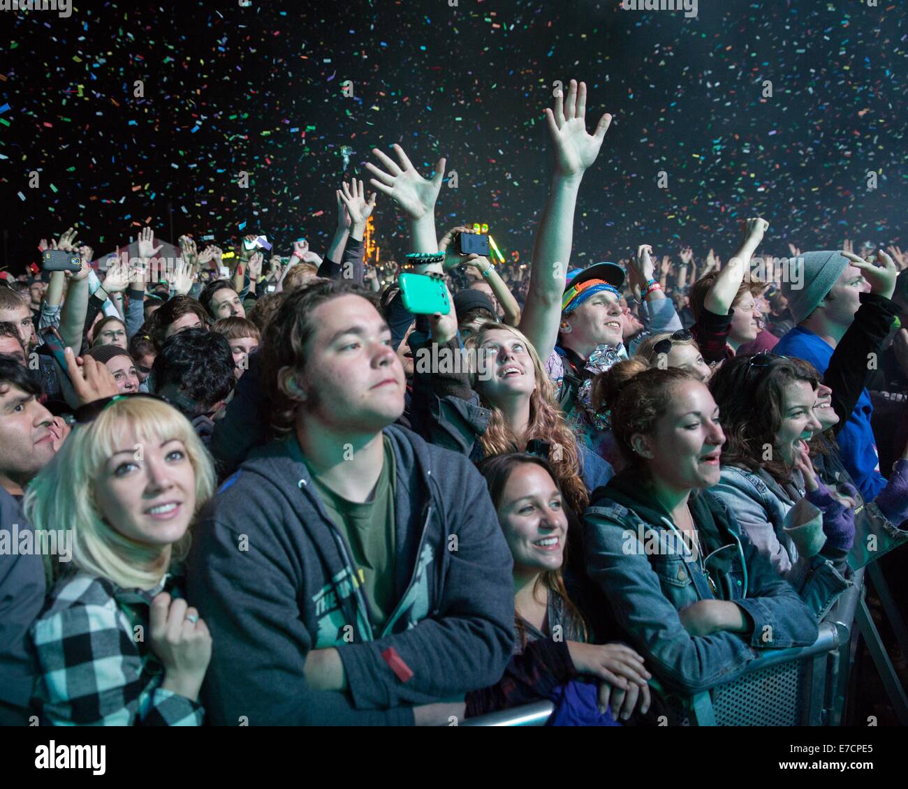 Riot fest crowd hi-res stock photography and images - Alamy