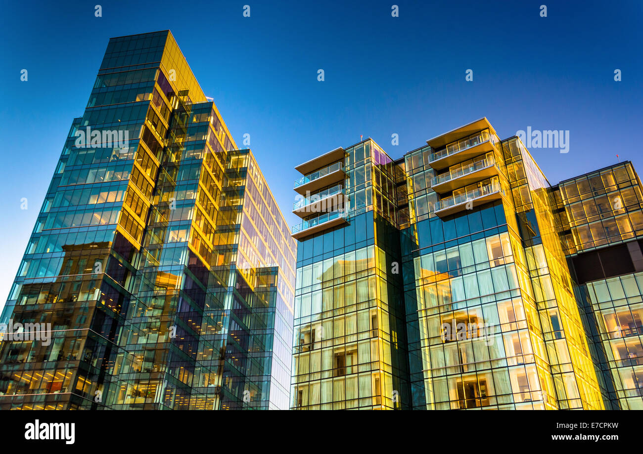 Mason building hi-res stock photography and images - Alamy