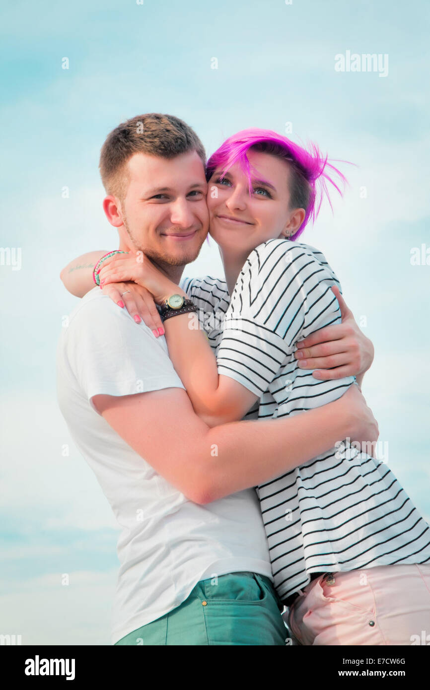 Couple hugging kissing hi-res stock photography and images - Alamy