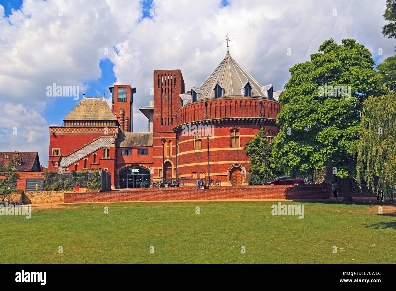 The Royal Shakespeare Company building in Stratford upon Avon Stock ...