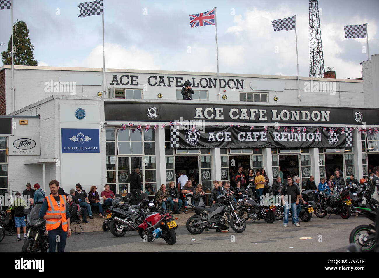 Ace cafe hi-res stock photography and images - Alamy