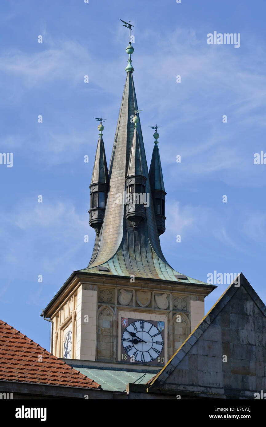 Four clock faces hi-res stock photography and images - Alamy