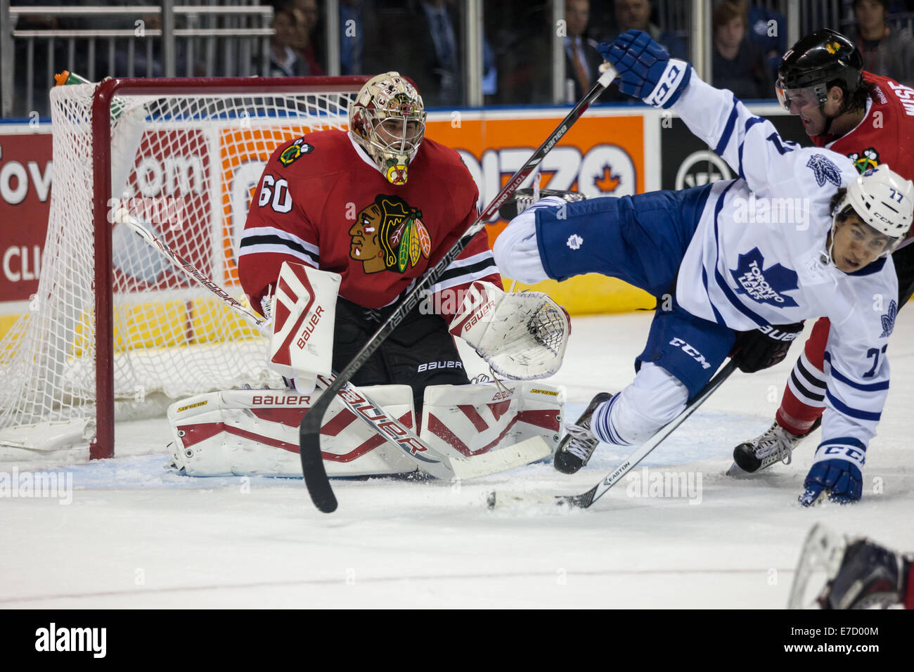 Blackhawks goalie hi-res stock photography and images - Alamy