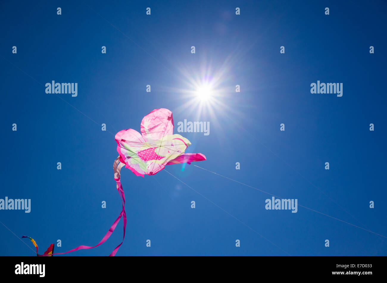 Pink kites hi-res stock photography and images - Alamy