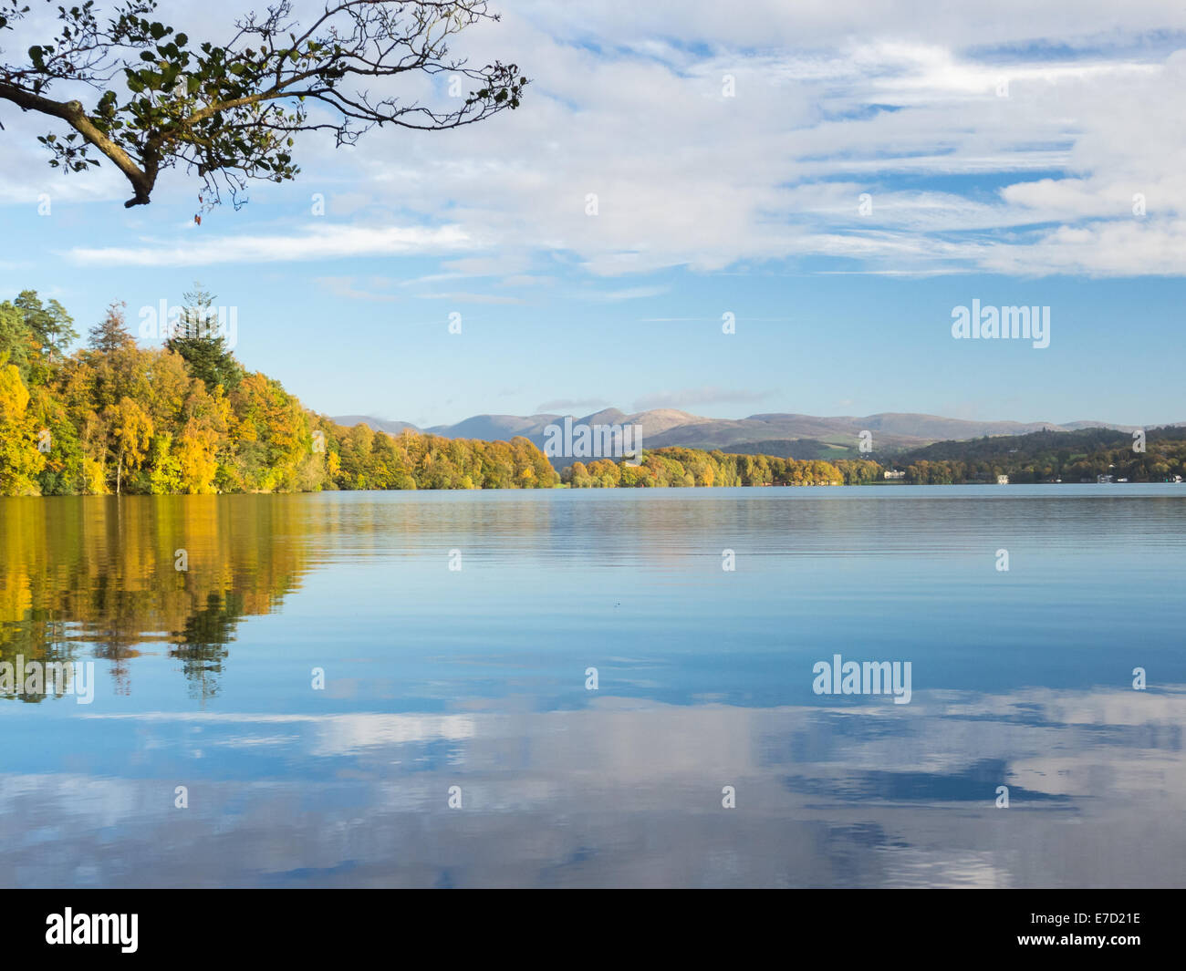 Lake windermere autumn hi-res stock photography and images - Alamy