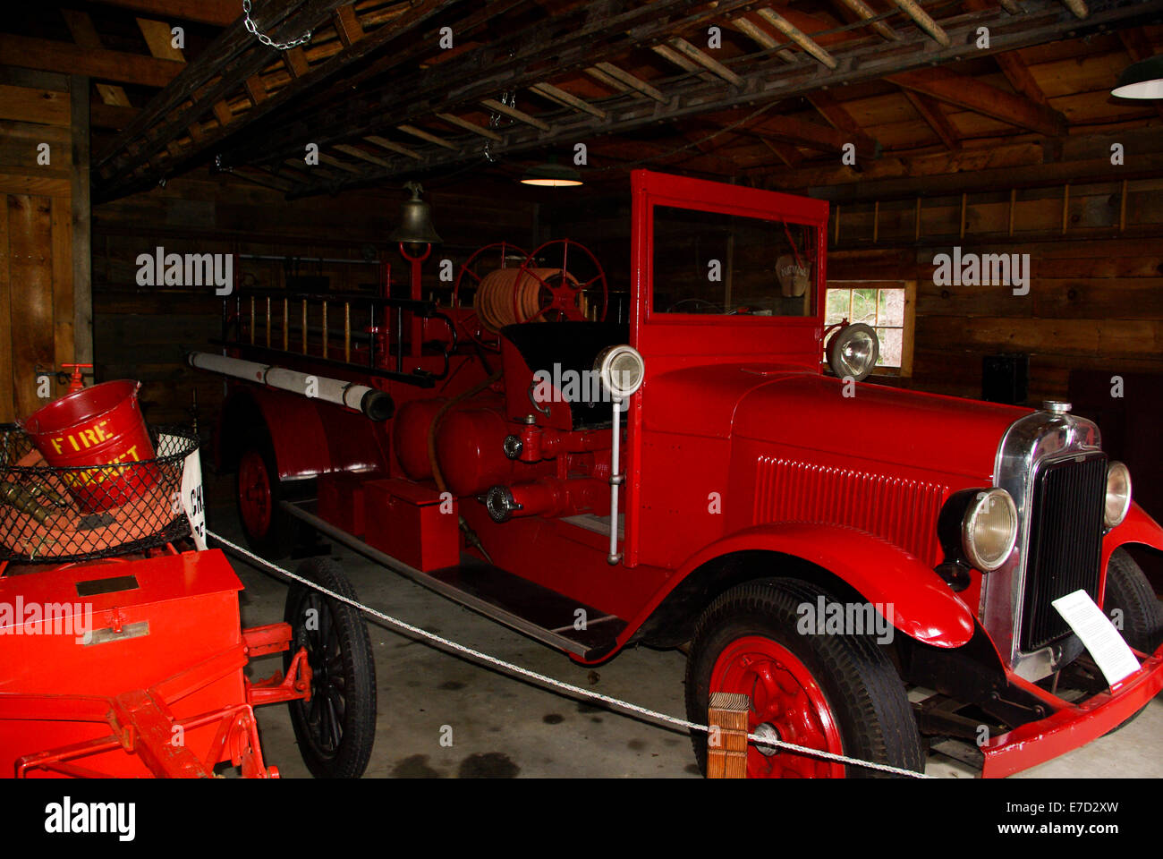 Apparatus graham brothers chassis hi-res stock photography and images ...