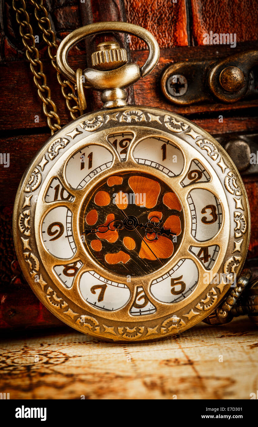 Vintage Antique pocket watch. Vintage grunge still life Stock Photo - Alamy