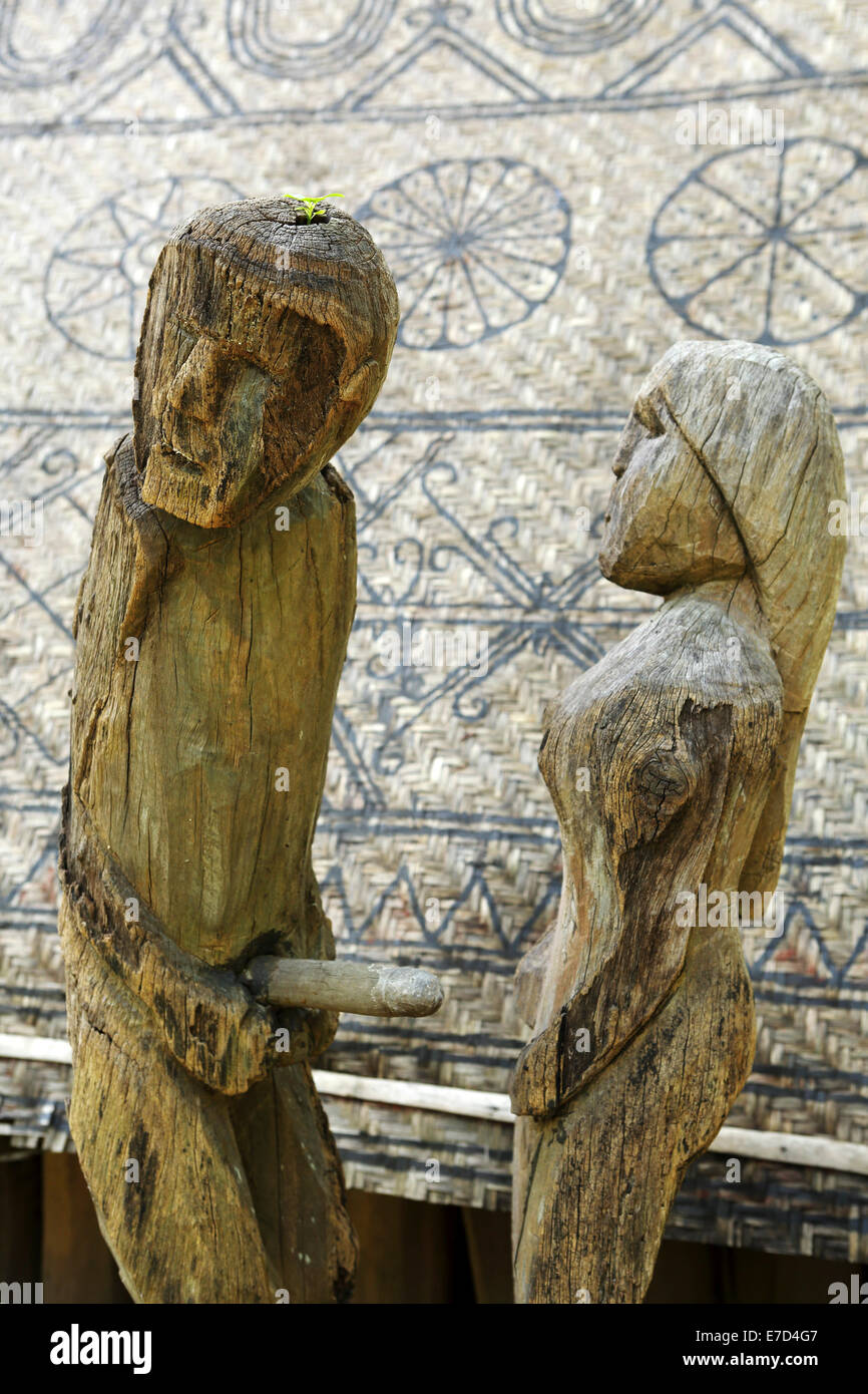 Carving on a Jarai tomb house, for up to 30 bodies, at the Museum of ...