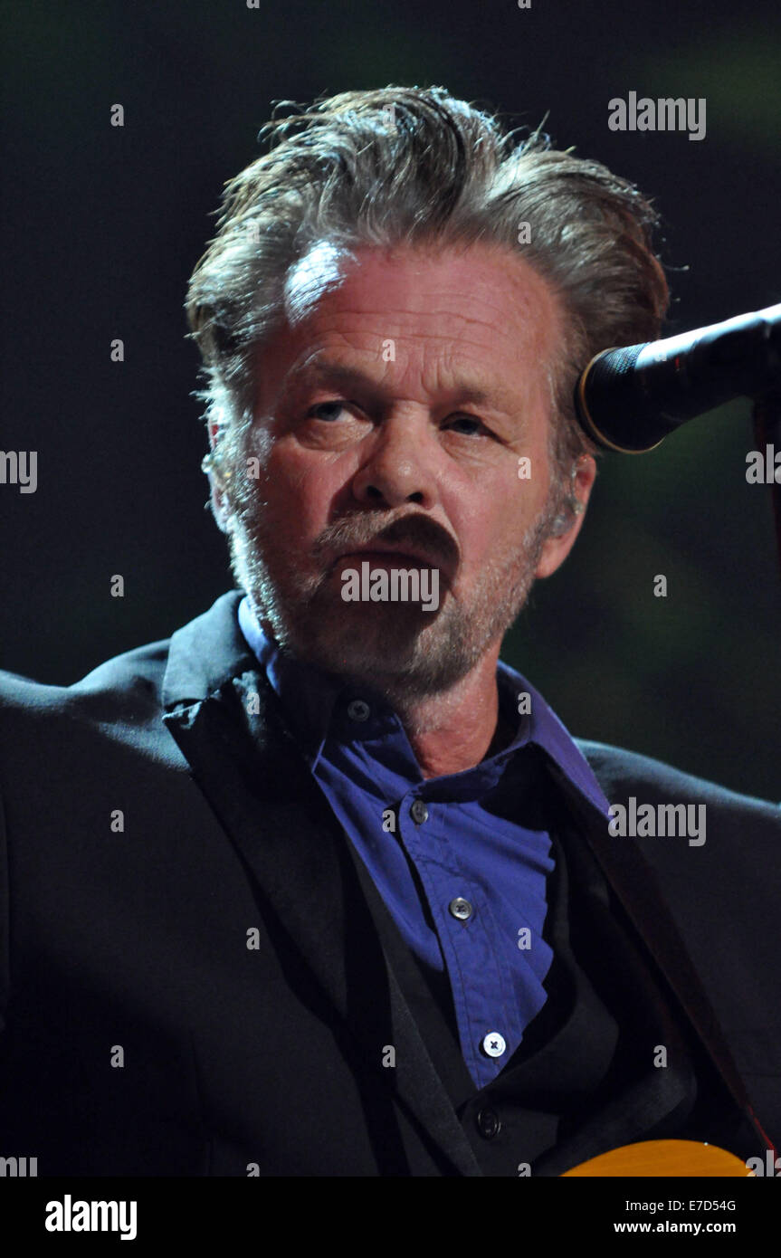 Raleigh, North Carolina, USA. 13th Sep, 2014. Singer JOHN MELLENCAMP ...
