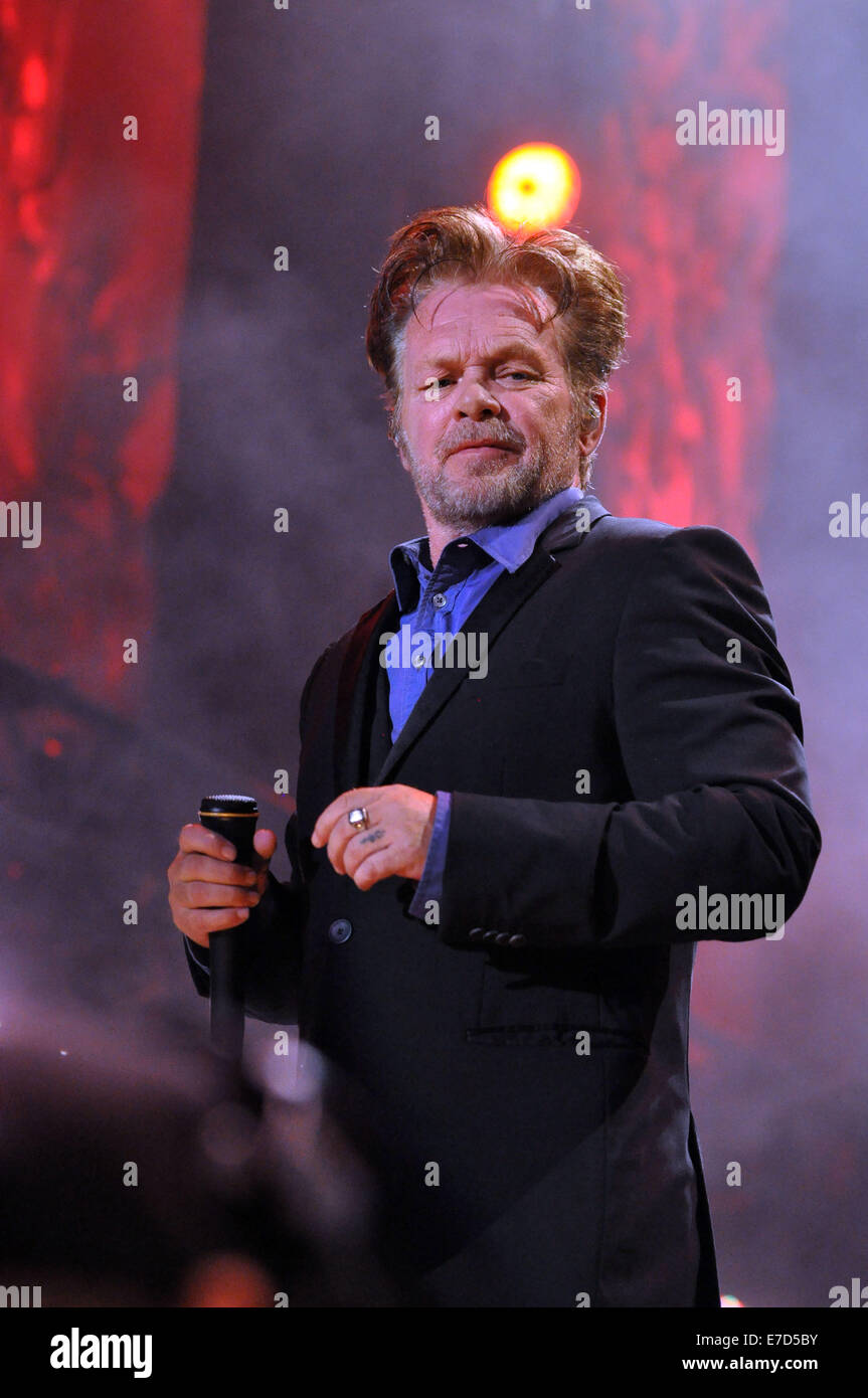 Raleigh, North Carolina, USA. 13th Sep, 2014. Singer JOHN MELLENCAMP ...