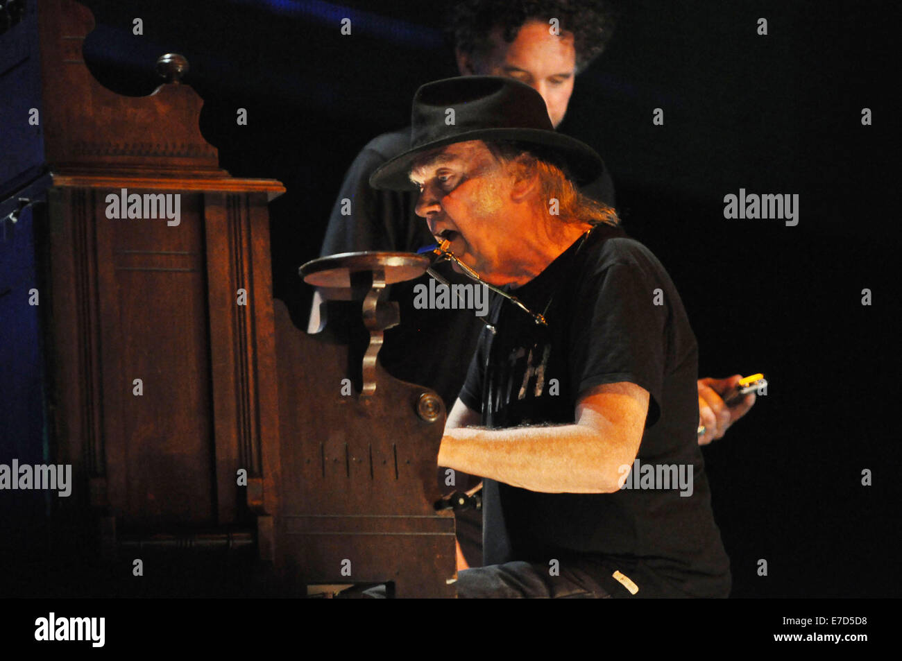 Raleigh, North Carolina, USA. 13th Sep, 2014. Singer NEIL YOUNG ...