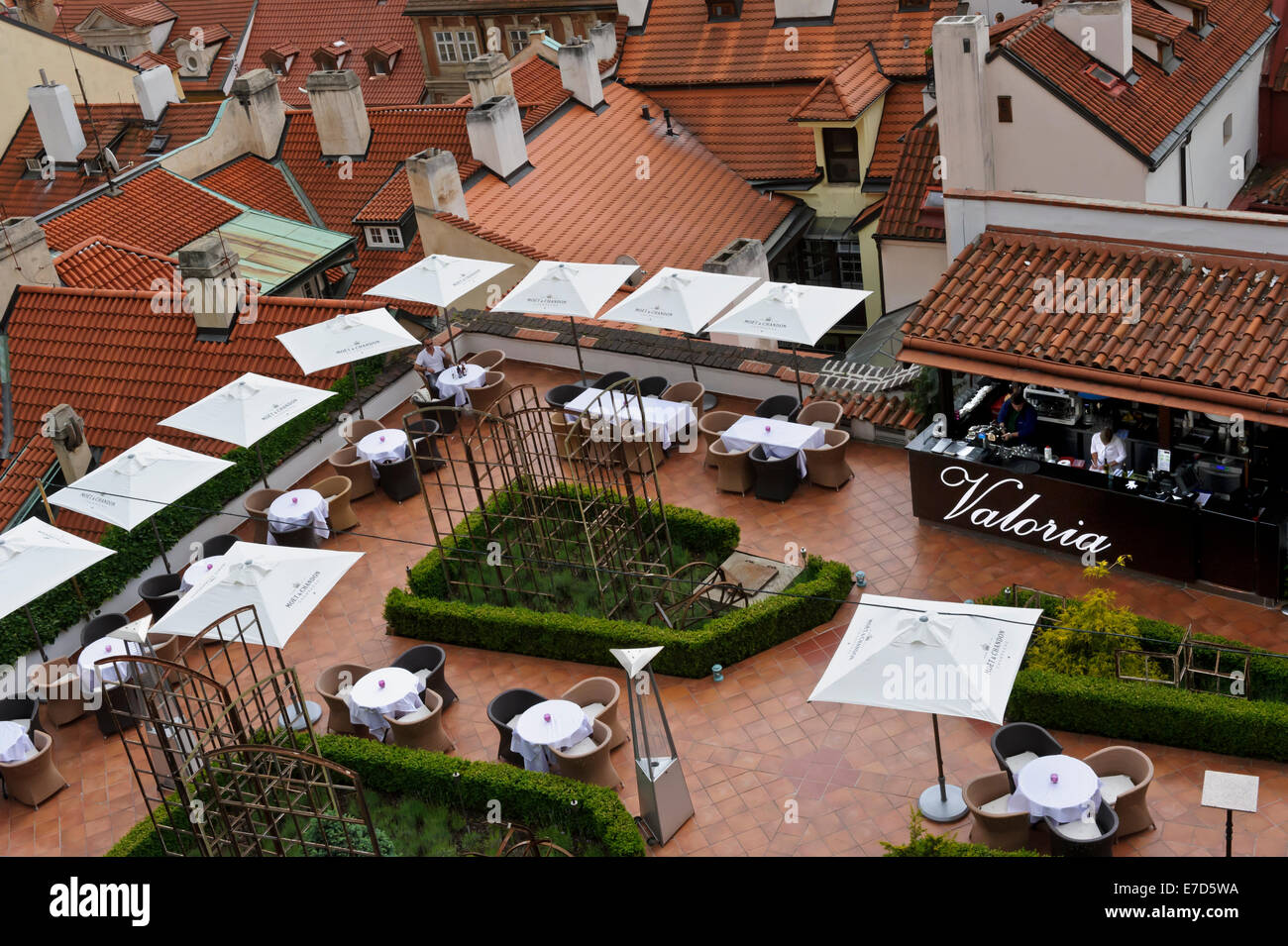 Prague castle bar hi-res stock photography and images - Alamy