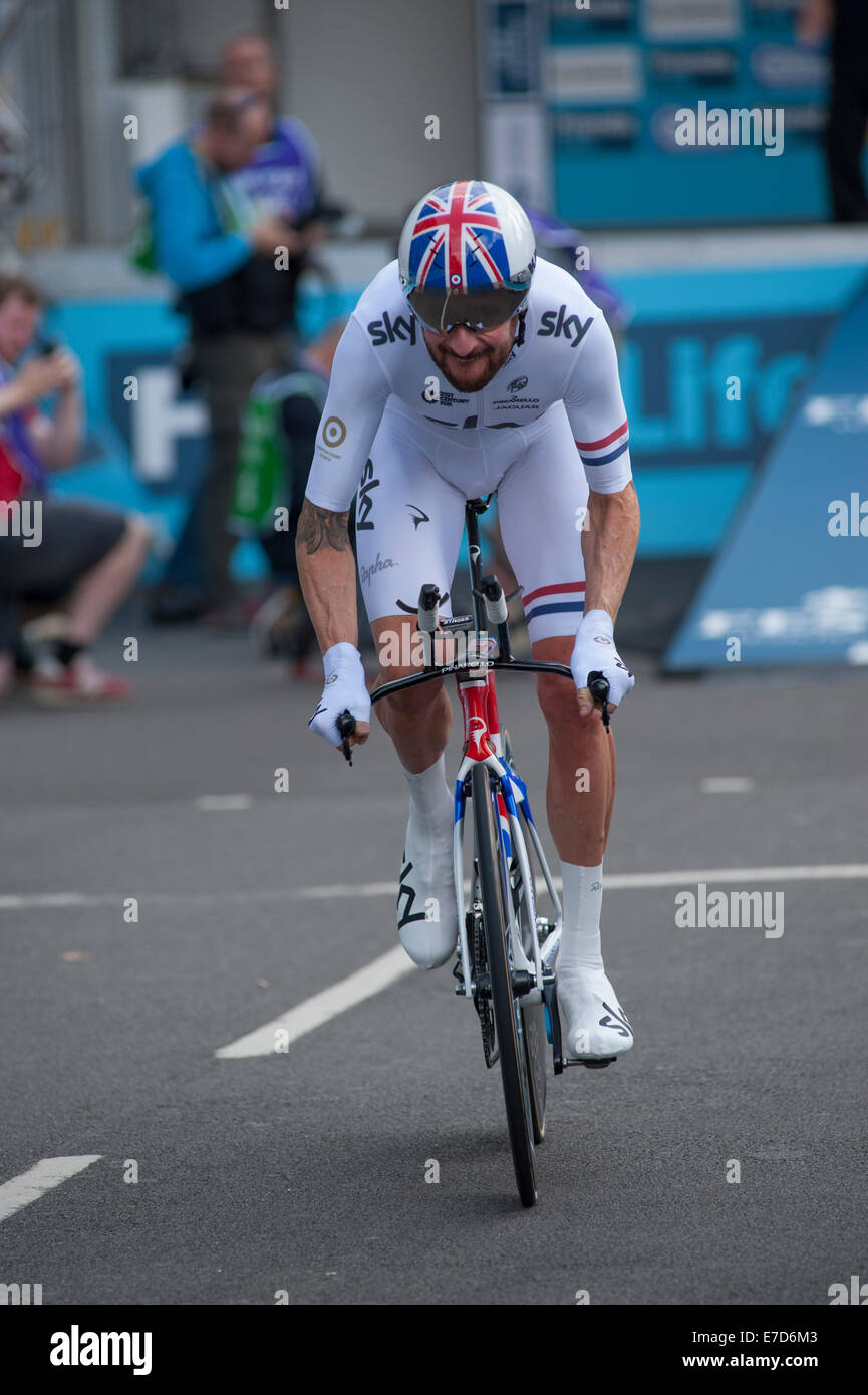 Whitehall, London UK. 14th September 2014. Sir Bradley Wiggins of Team ...