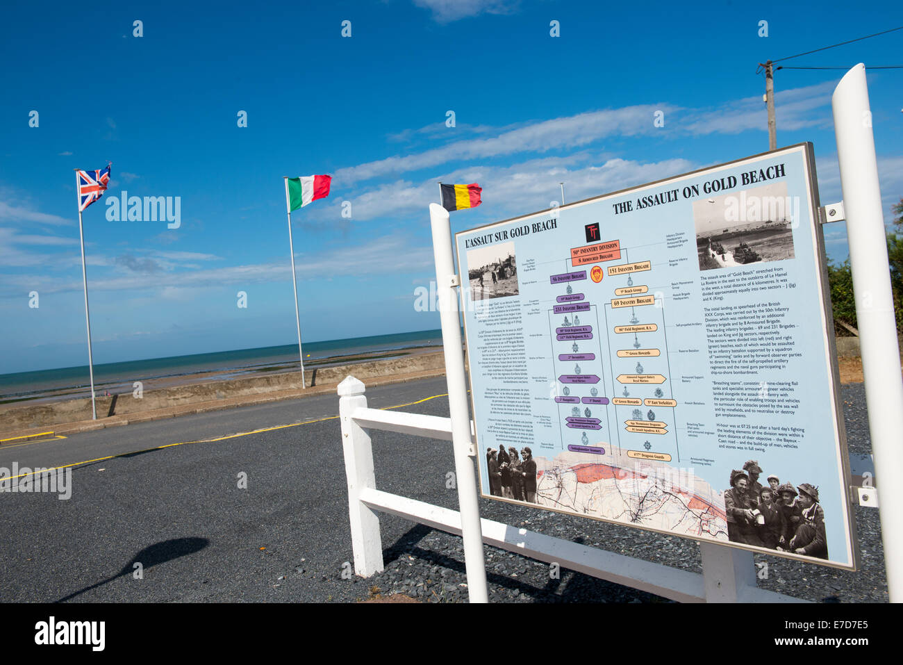 Gold beach assault 1944 hi-res stock photography and images - Alamy