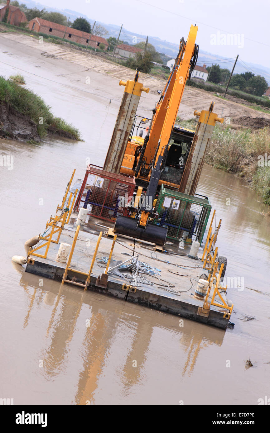 Dredging river parrett hi-res stock photography and images - Alamy