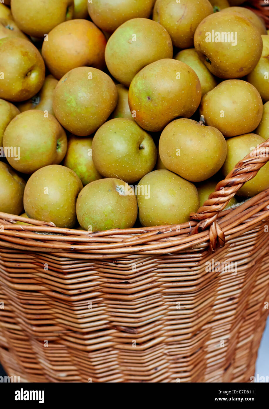 Pears in basket, at the market Stock Photo - Alamy