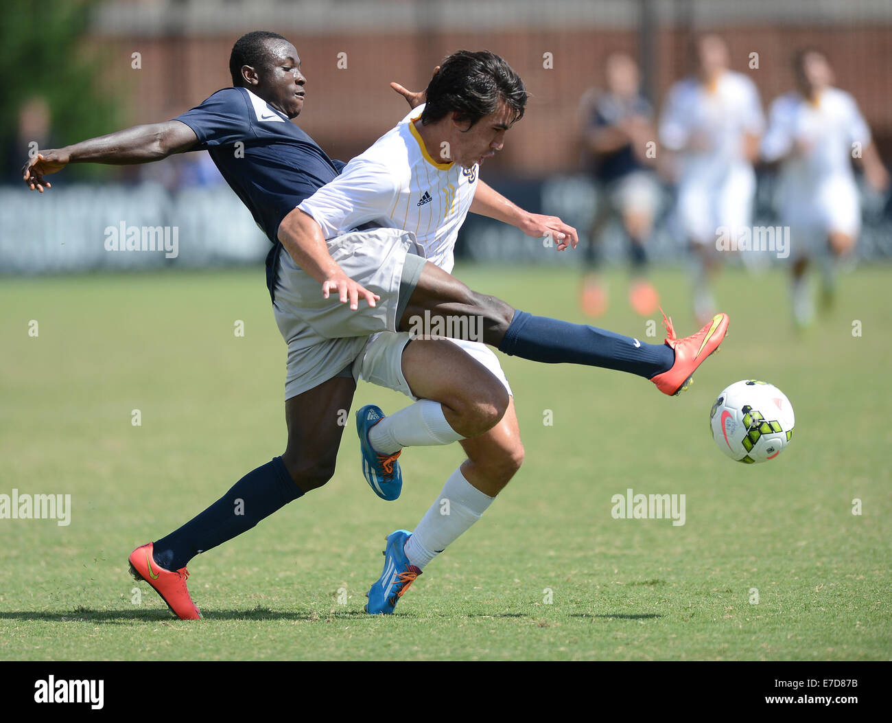 Washington, DC, USA. 14th Sep, 2014. 20140914 - Georgetown defender ...