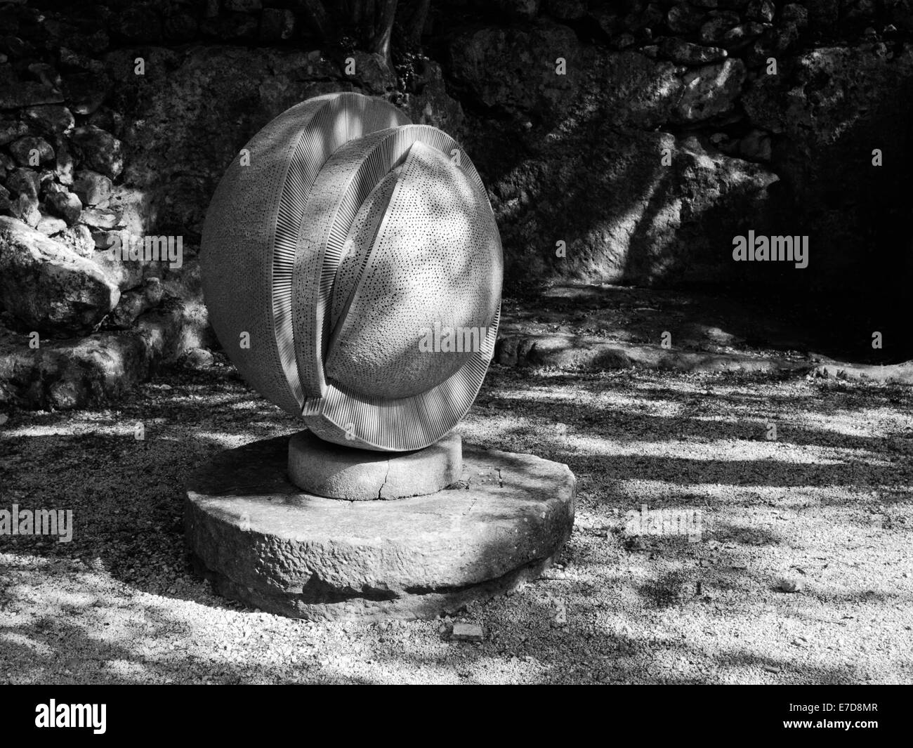 Dusan Dzamonja sculpture "SCULPTURE ALP - III", from 1973, aluminium ...