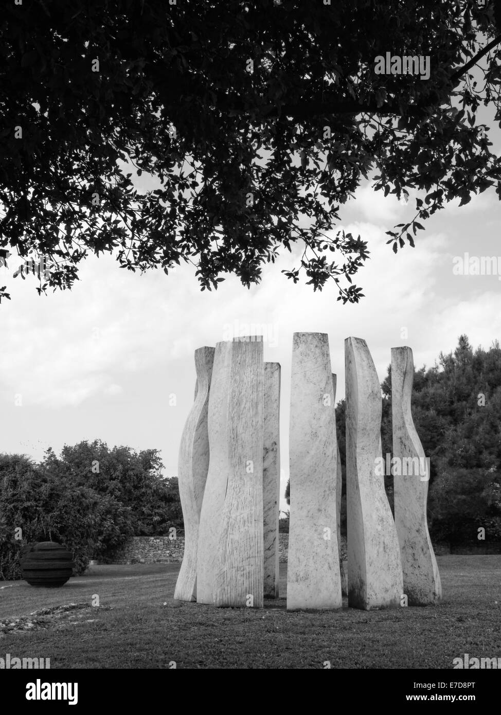 Dusan Dzamonja sculpture "SCULPTURE LXX - I" from 1970, marble ...
