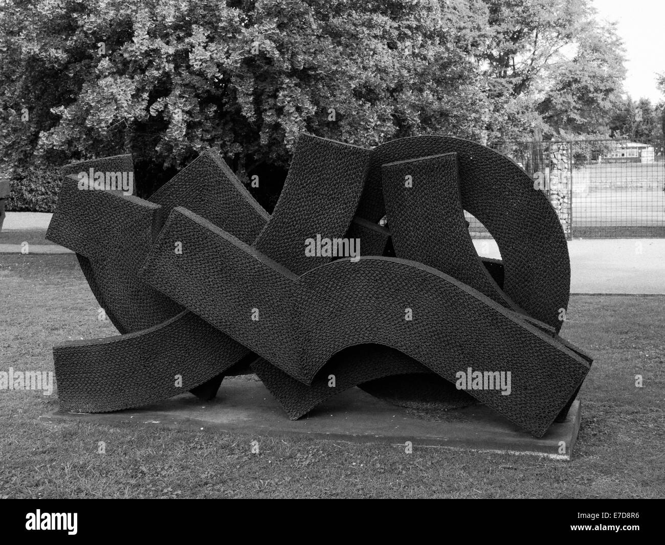 Dusan Dzamonja sculpture "SCULPTURE MS- I" from 1996, corten-steel ...