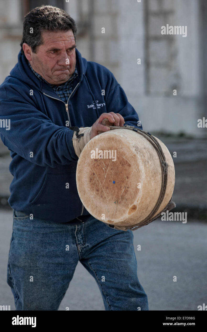 Pontelandolfo (Italy) - Ruzzola game that has ancient origins, is to ...