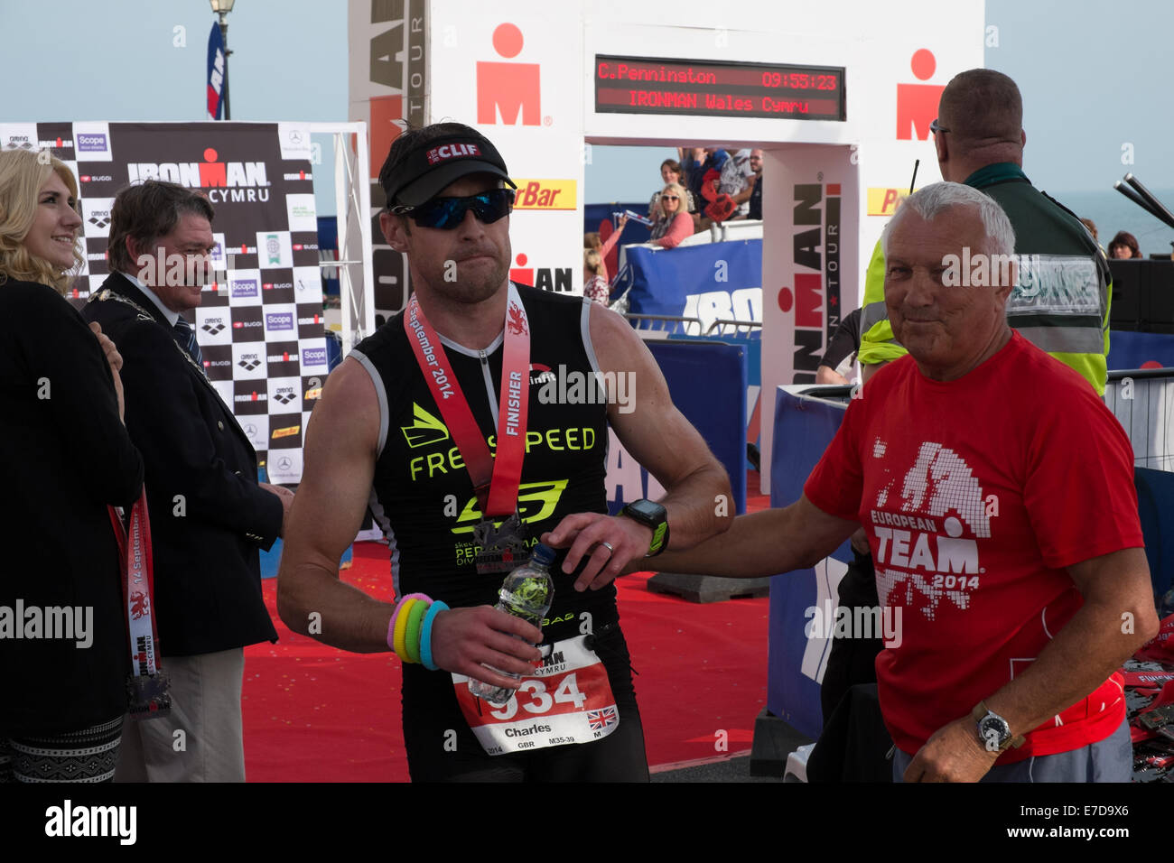 Finish.line,marathon,event,Tenby, Pembrokeshire, Wales, UK. 14th Sep ...