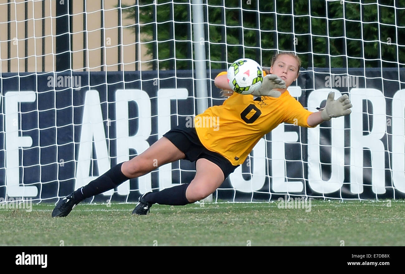 Washington, DC, USA. 14th Sep, 2014. 20140914 - GWU goalkeeper Miranda ...