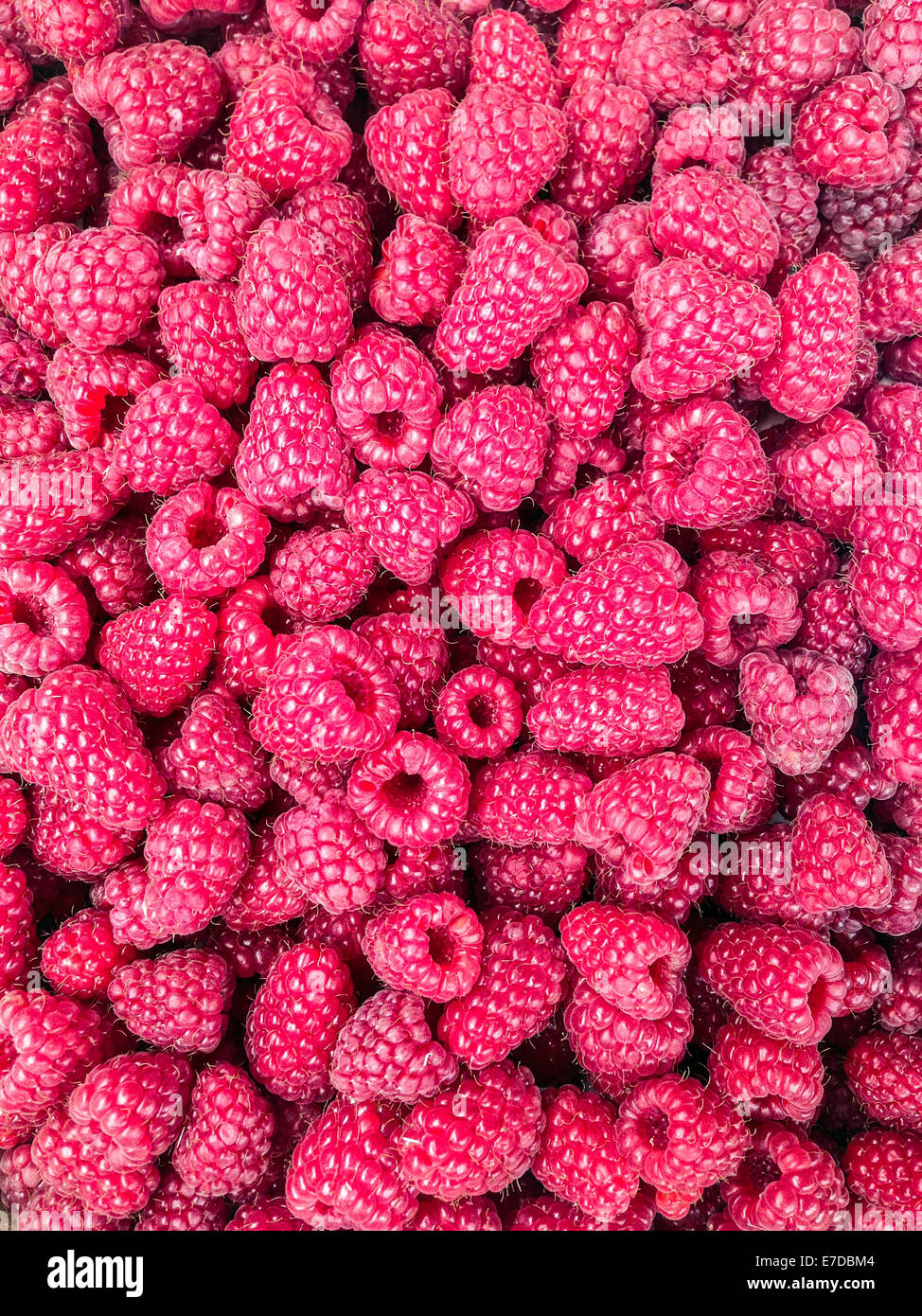 Raspberry fruit background Stock Photo - Alamy