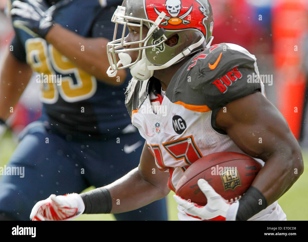 Tampa Bay, Florida, USA. 14th Sep, 2014. Bucs Bobby Rainey (43) runs ...