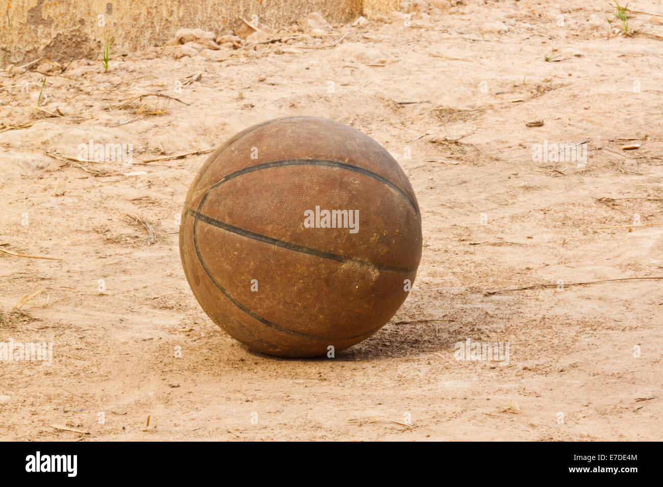 Old Basketball Basket Stock Photos & Old Basketball Basket Stock Images ...