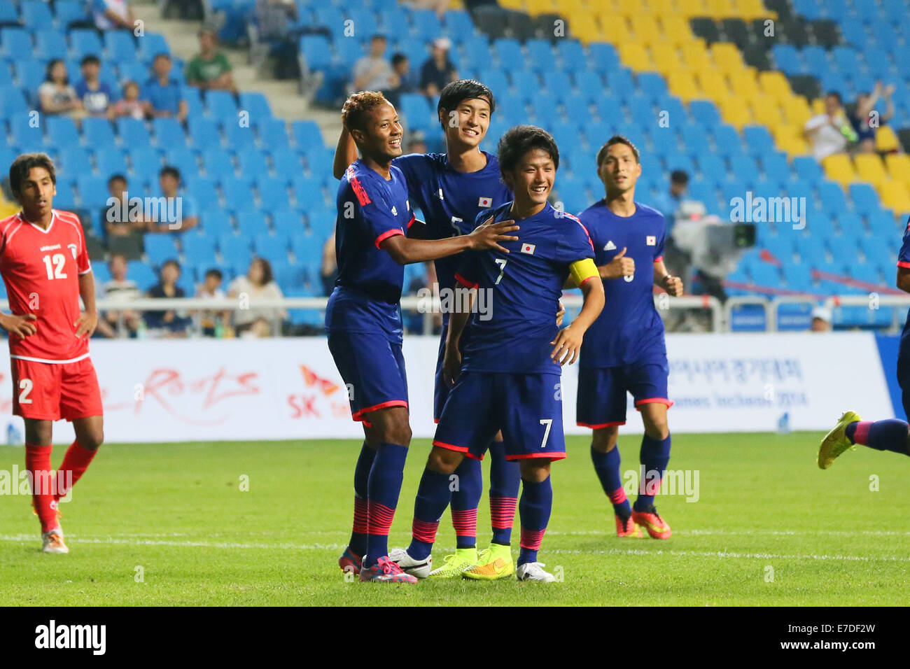 Incheon, South Korea. 14th Sep, 2014. (L to R) Musashi Suzuki, Takaharu ...