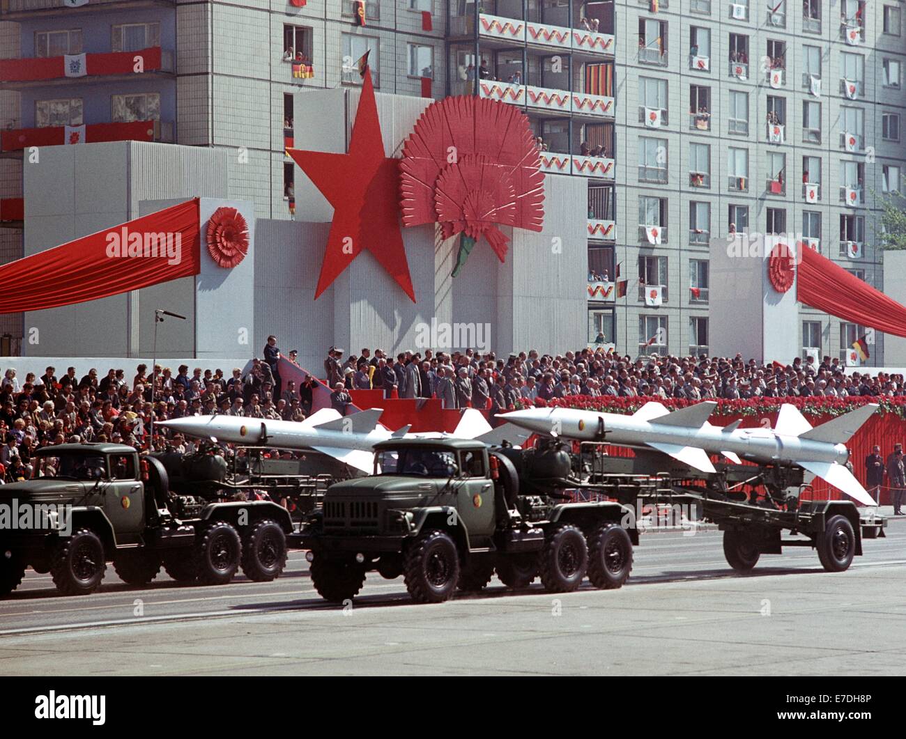 Nva Service High Resolution Stock Photography and Images - Alamy