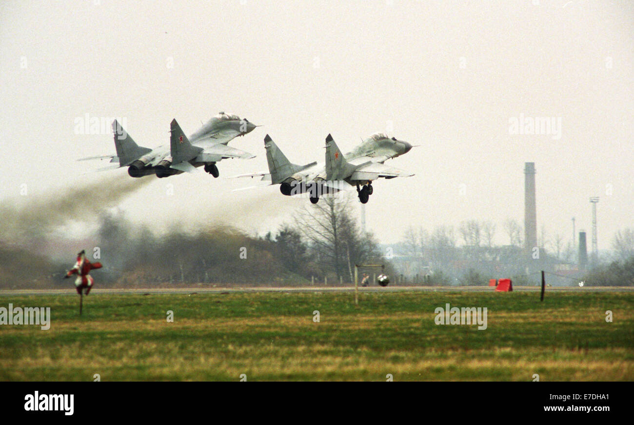 Russian Ari Force's MiG 29 jets take off from Puetnitz airbase, Germany ...
