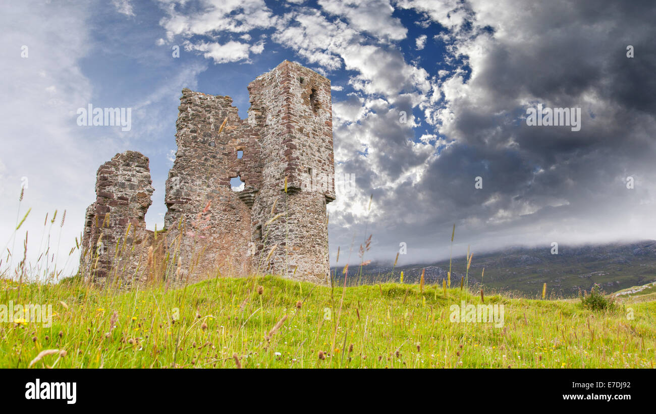 Ruins of an old castle in Scotland Stock Photo - Alamy