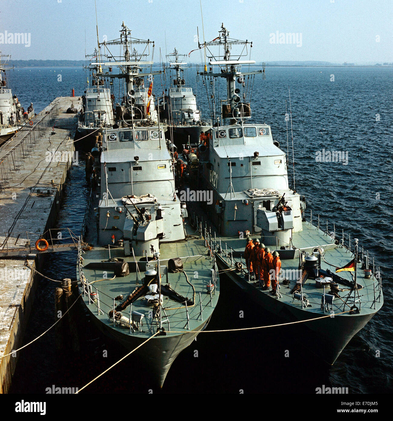 Nationale volksarmee hi-res stock photography and images - Alamy