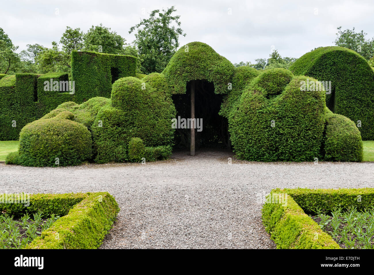 Topiary hi-res stock photography and images - Alamy