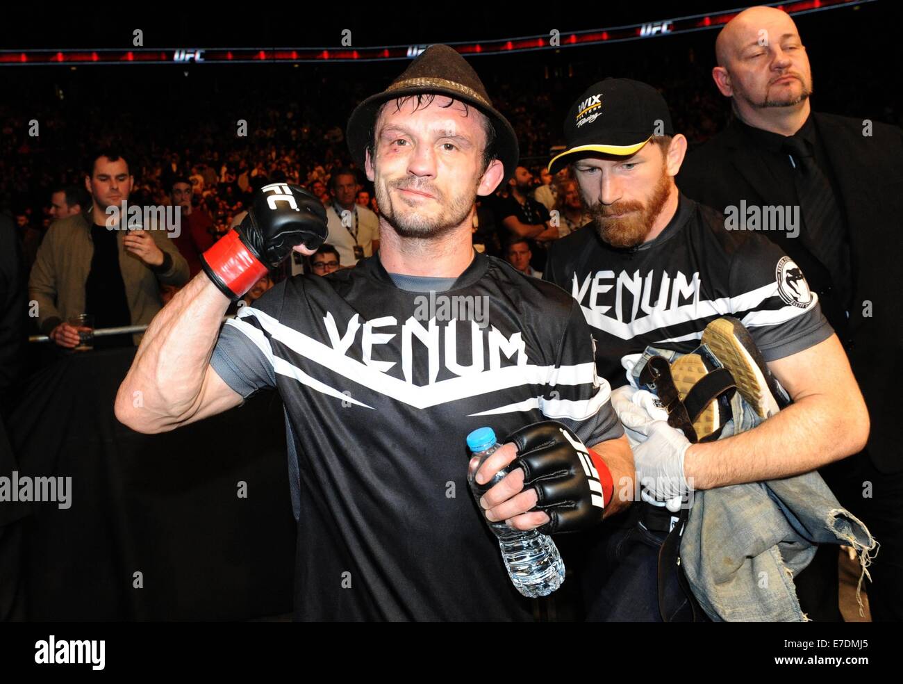 Ufc London Octagon High Resolution Stock Photography and Images - Alamy
