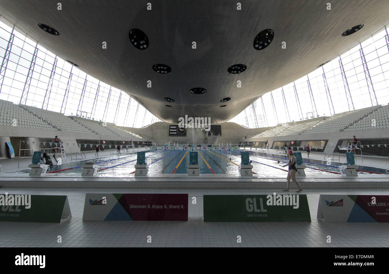 Queen Elizabeth Olympic Park - London Aquatics Centre Featuring: London ...