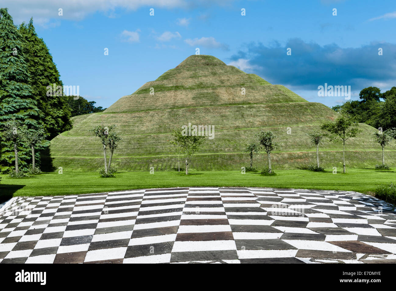 Modern mound hi-res stock photography and images - Alamy