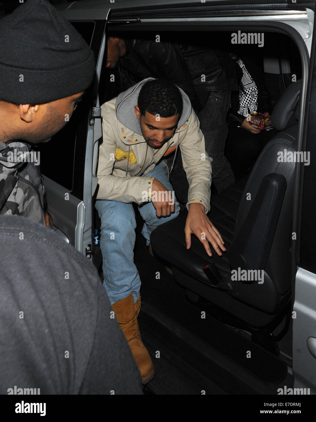 Rihanna and Drake arrive at Cirque le Soir night club amid a huge media ...