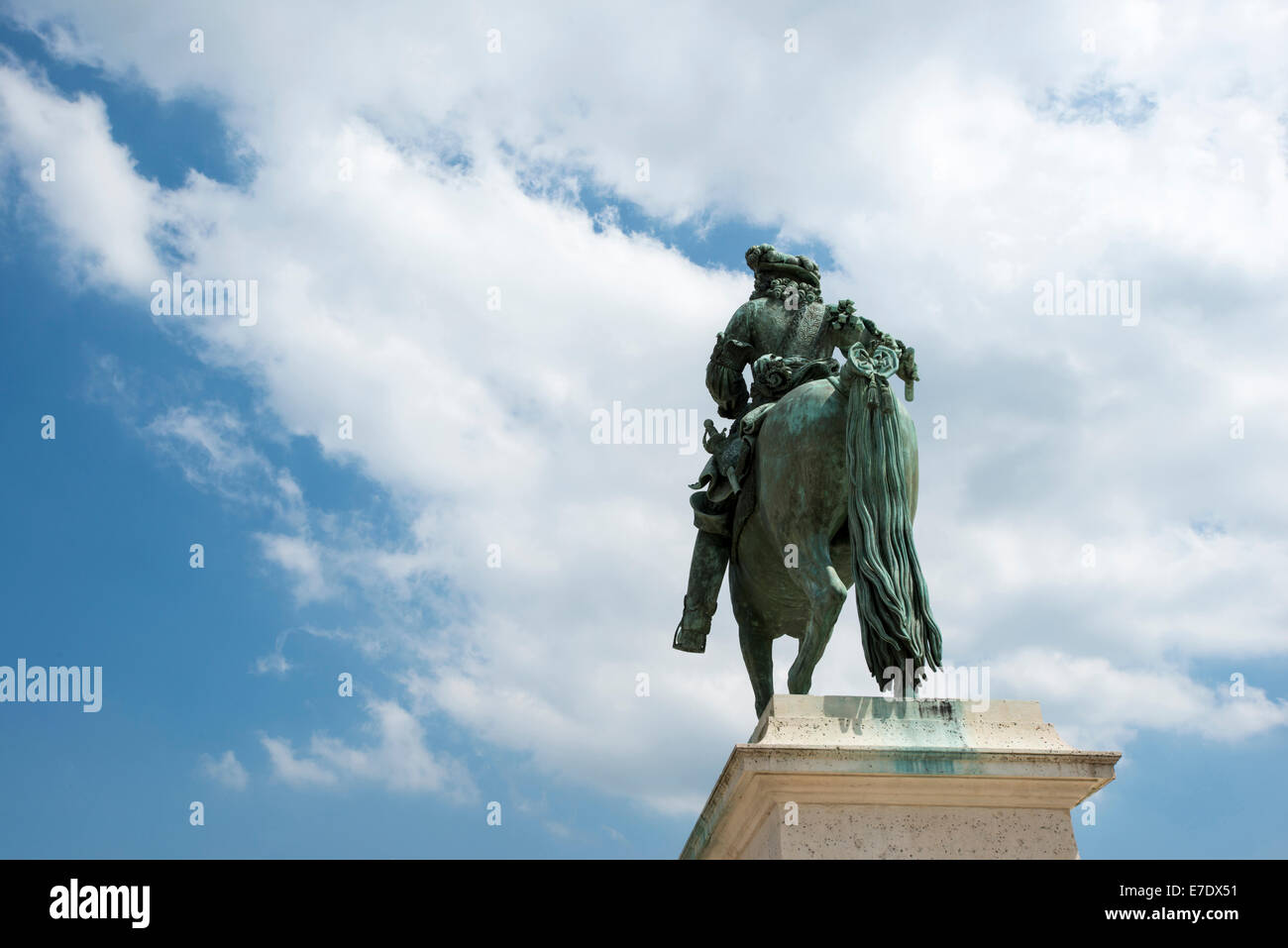 Statue of Louis XIV in the palace of Versailles Stock Photo - Alamy