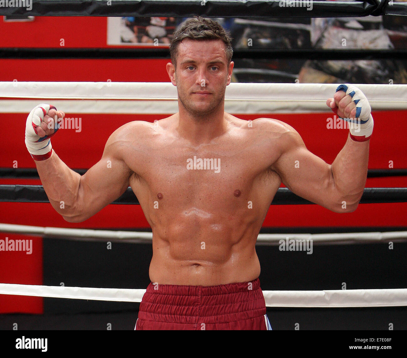 TOWIE star Elliot Wright training at a boxing gym in Harlow Featuring ...